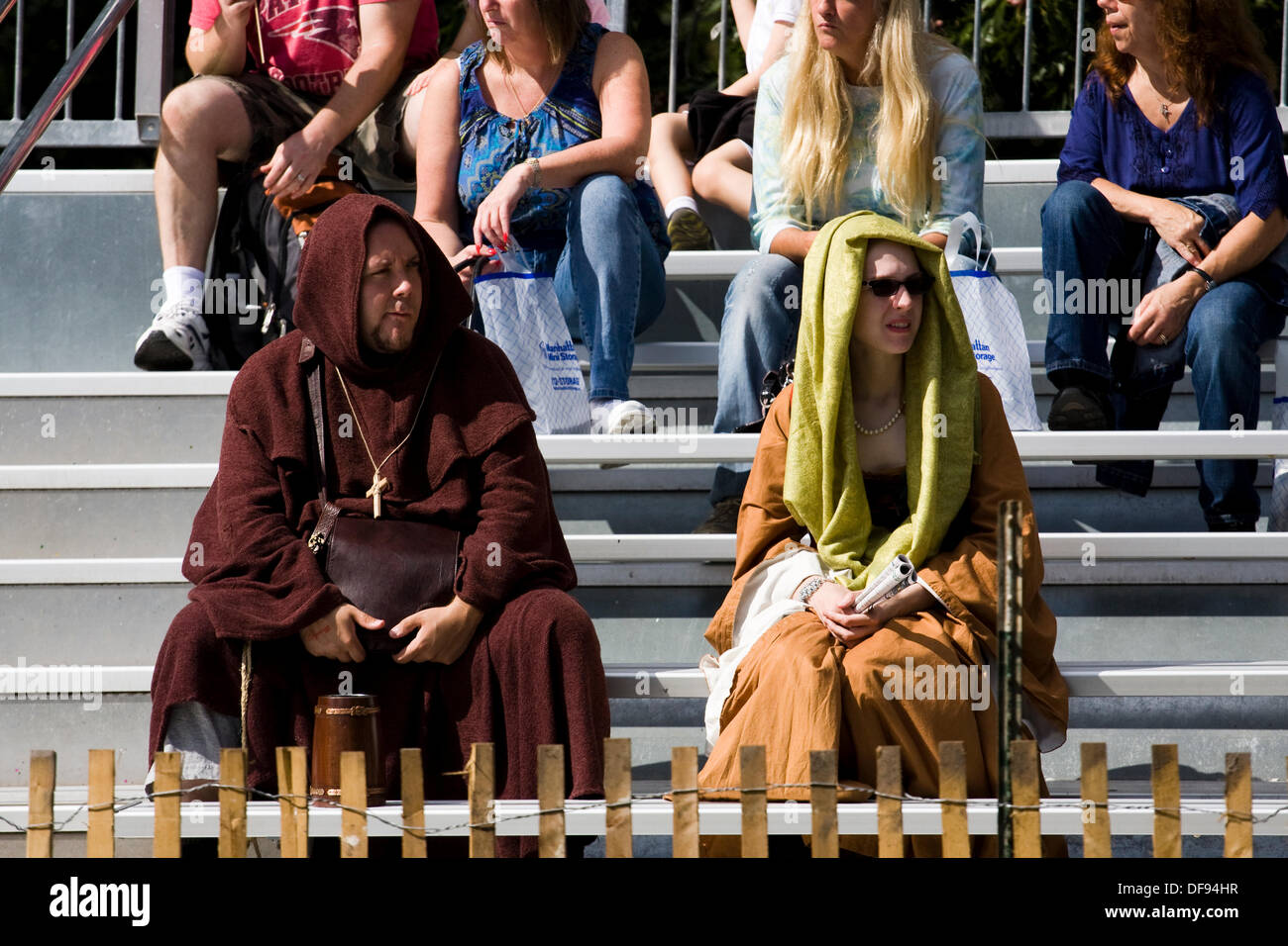 Medieval friar hi-res stock photography and images - Alamy