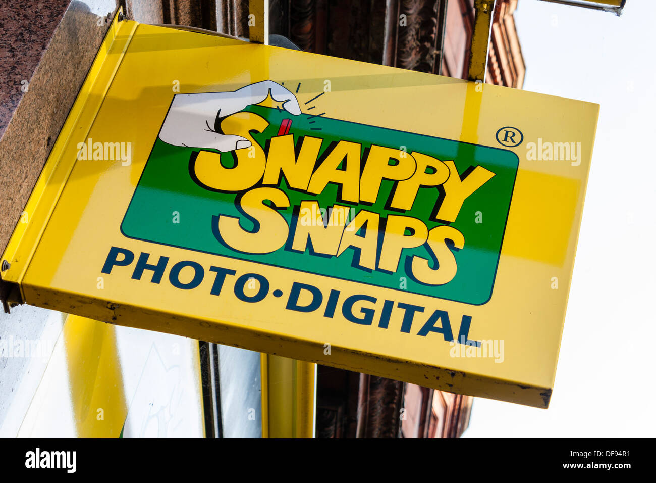 Snappy logo hi-res stock photography and images - Alamy