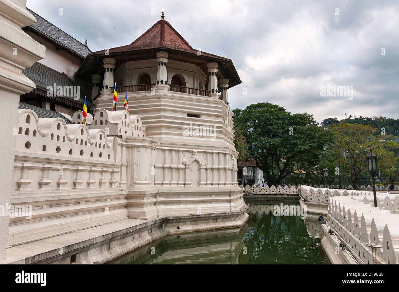 Temple of the Sacred Tooth Relic in Kandy, Sri Lanka Stock Photo - Alamy