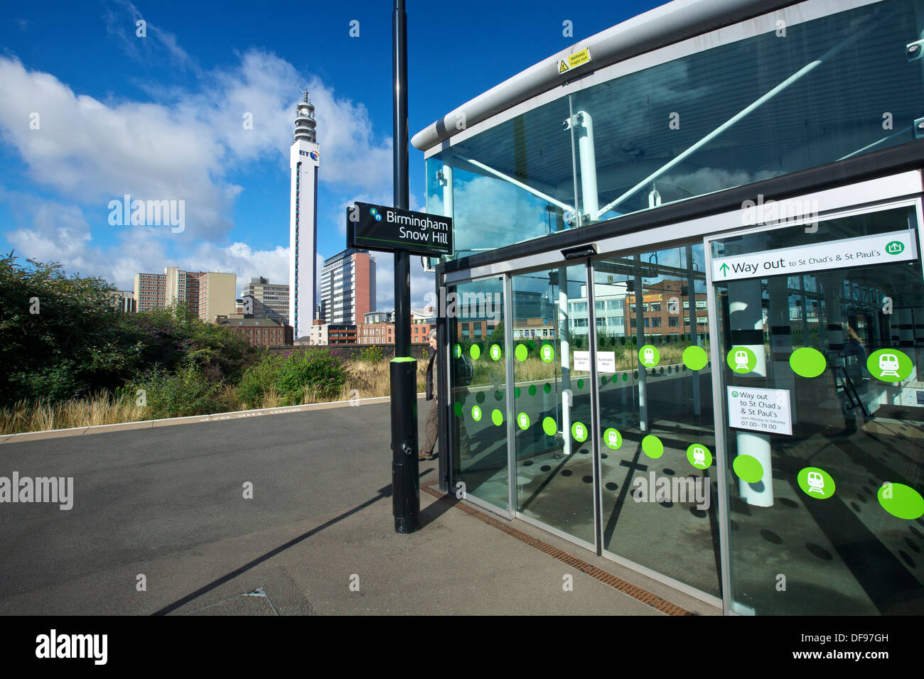 Snow hill station hi-res stock photography and images - Alamy