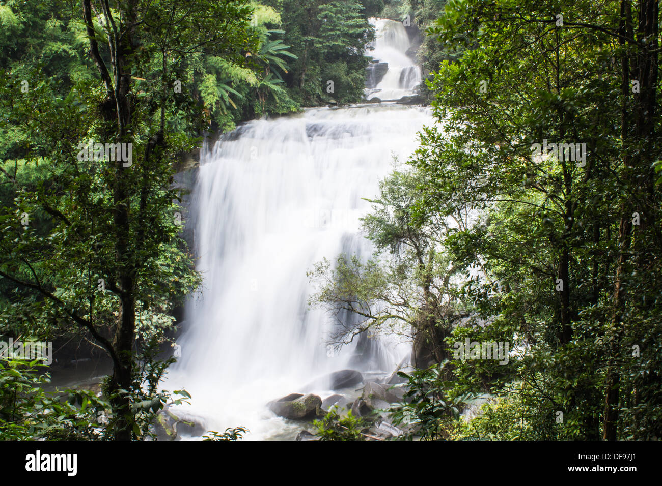 Doi inthanon waterfall hi-res stock photography and images - Alamy