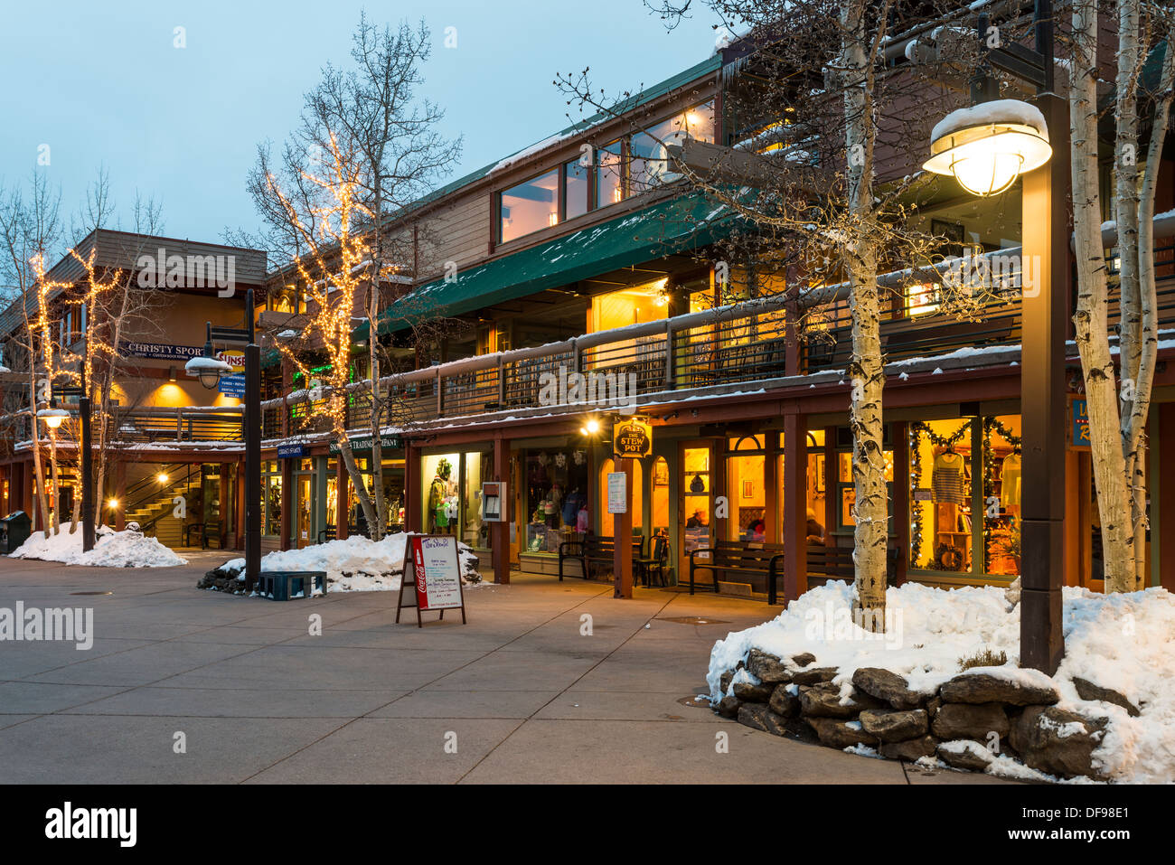 Aspen ski resort hi-res stock photography and images - Alamy