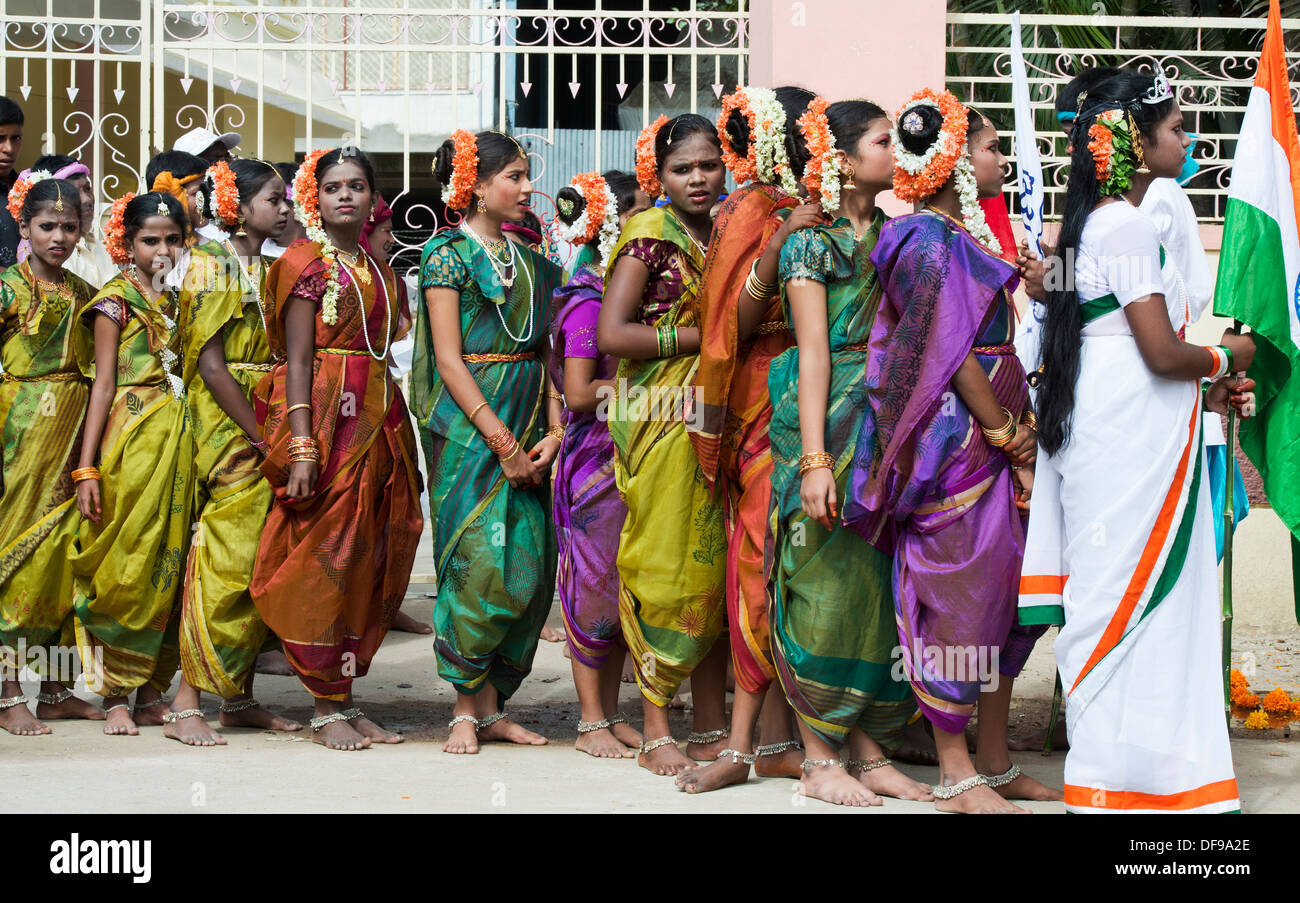 Indian Costumes For Girls