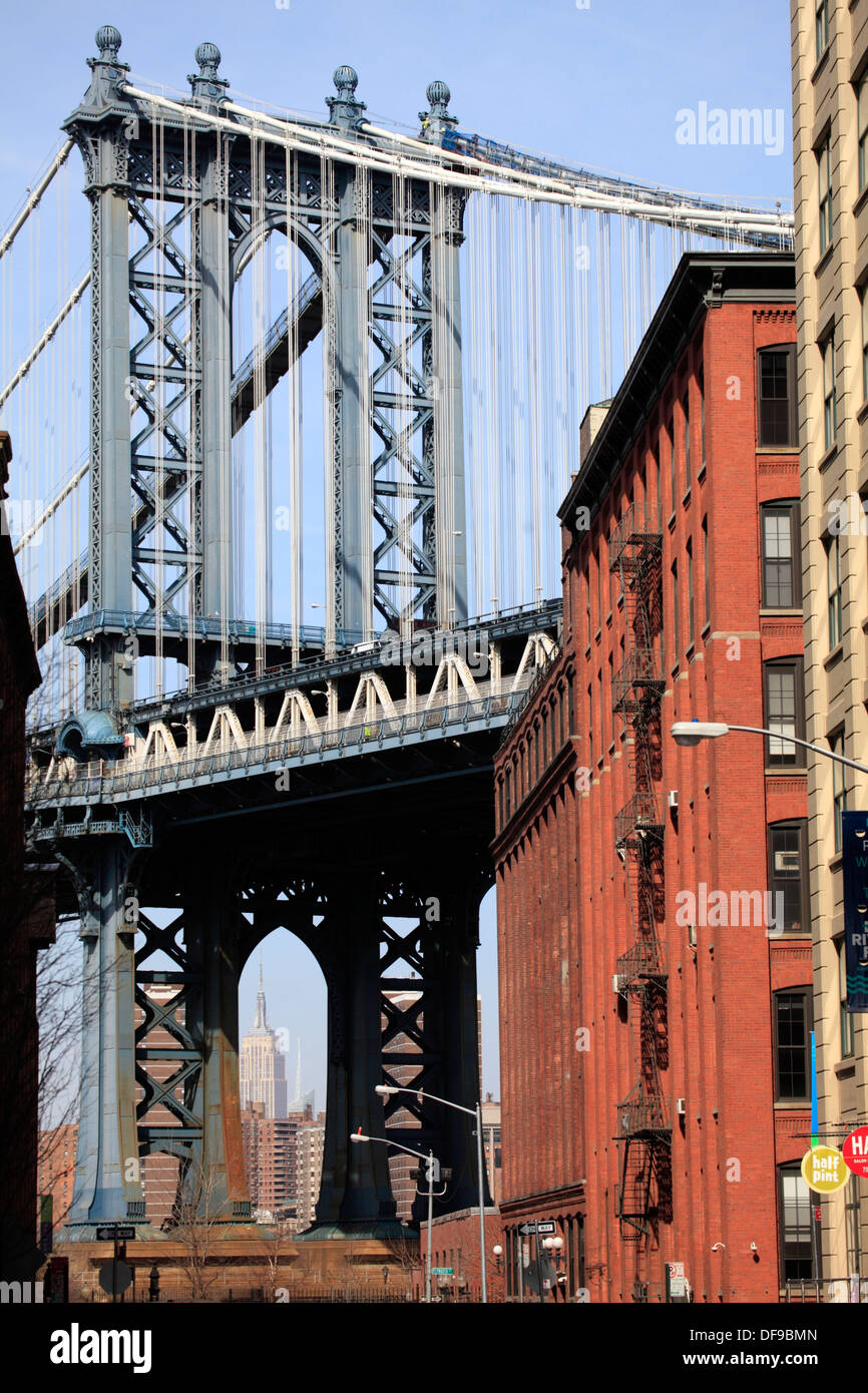 Dumbo Neighborhood Neighbourhood High Resolution Stock Photography and ...
