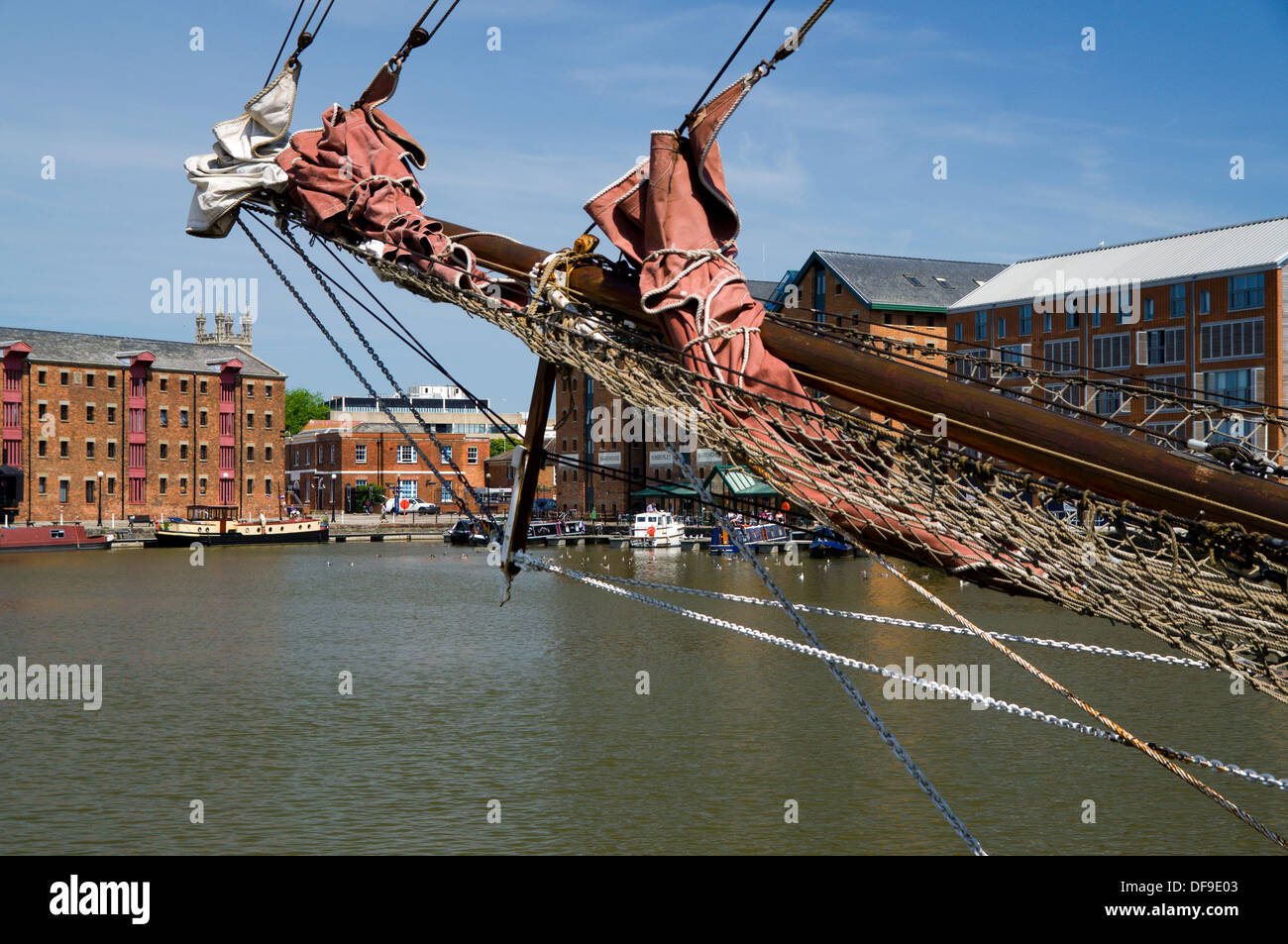 Gloucester Historic Dock, Gloucestershire, England Stock Photo - Alamy