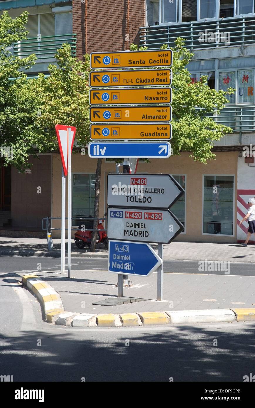 Mancha circular hi-res stock photography and images - Alamy