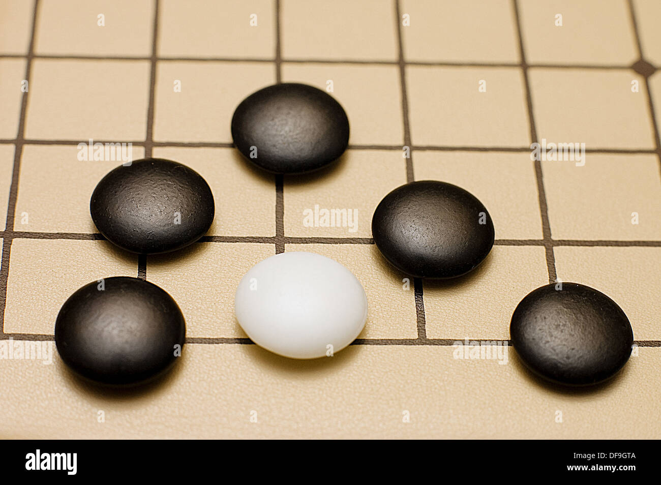Japanese go board hi-res stock photography and images - Alamy