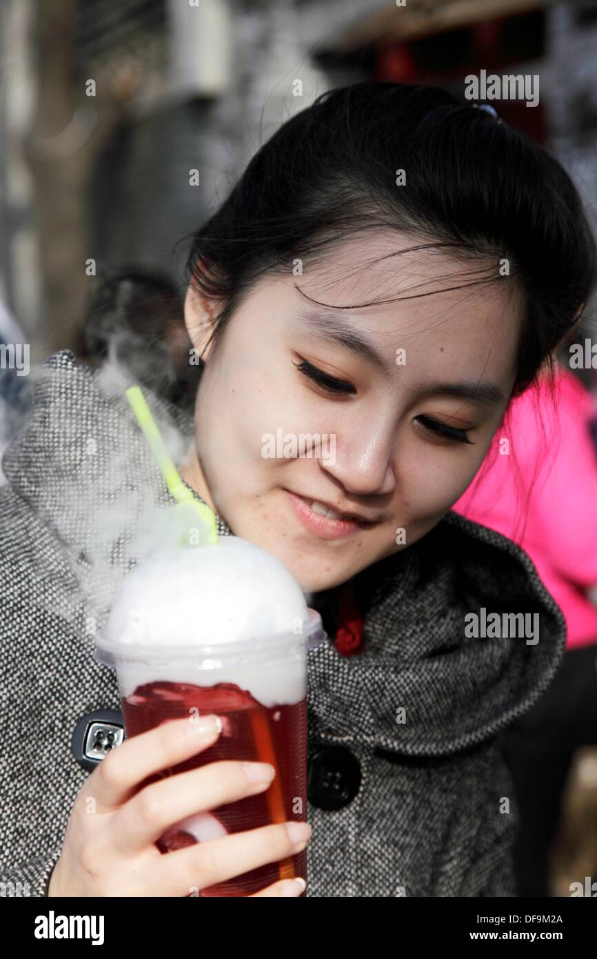 Luo Woman High Resolution Stock Photography and Images - Alamy