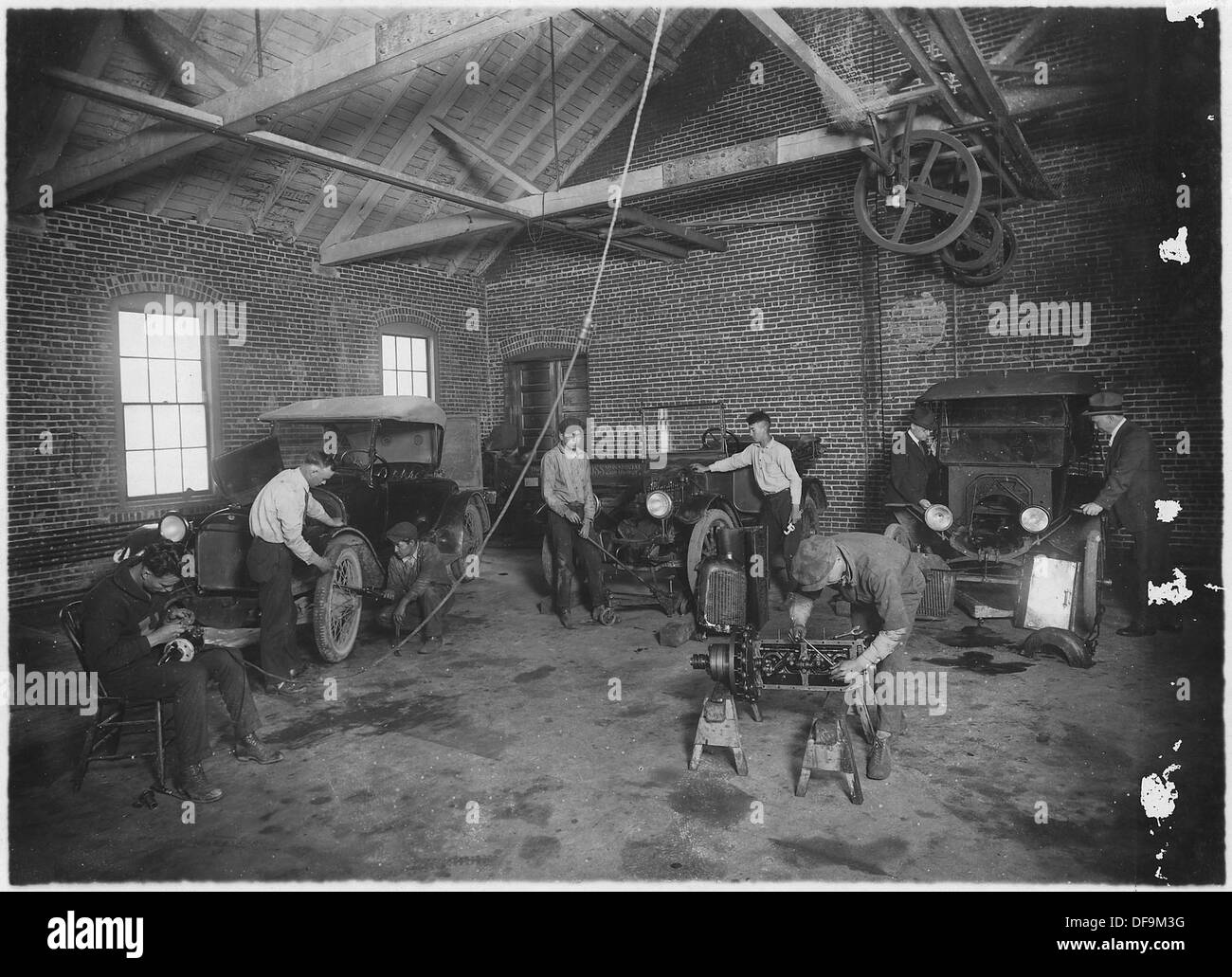 Students engaged in learning Black and White Stock Photos & Images - Alamy