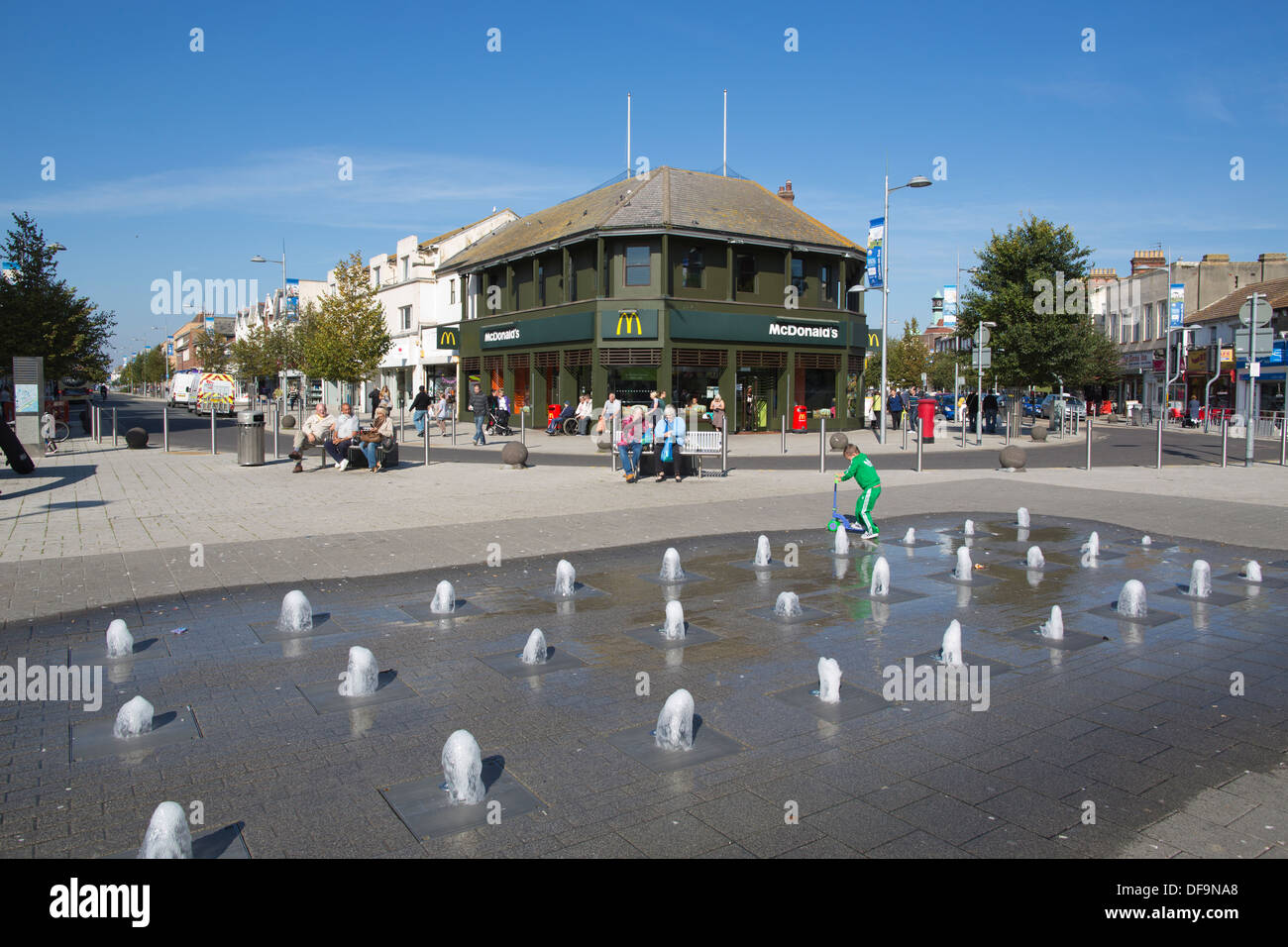 Clacton on sea hi-res stock photography and images - Alamy