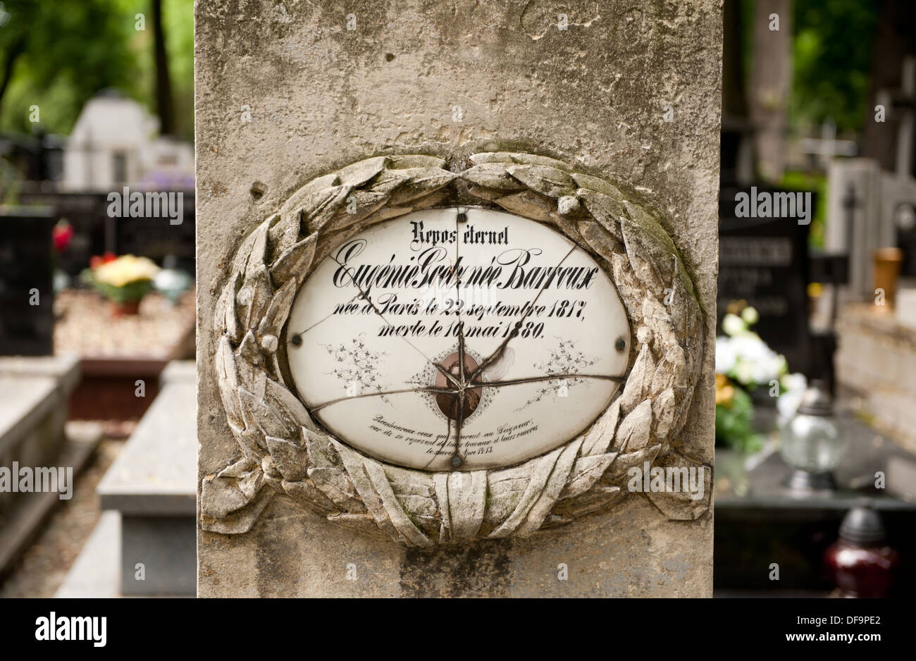 Broken signboard hi-res stock photography and images - Alamy