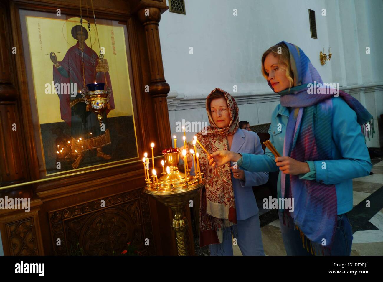 Orthodox icon women hi-res stock photography and images - Alamy