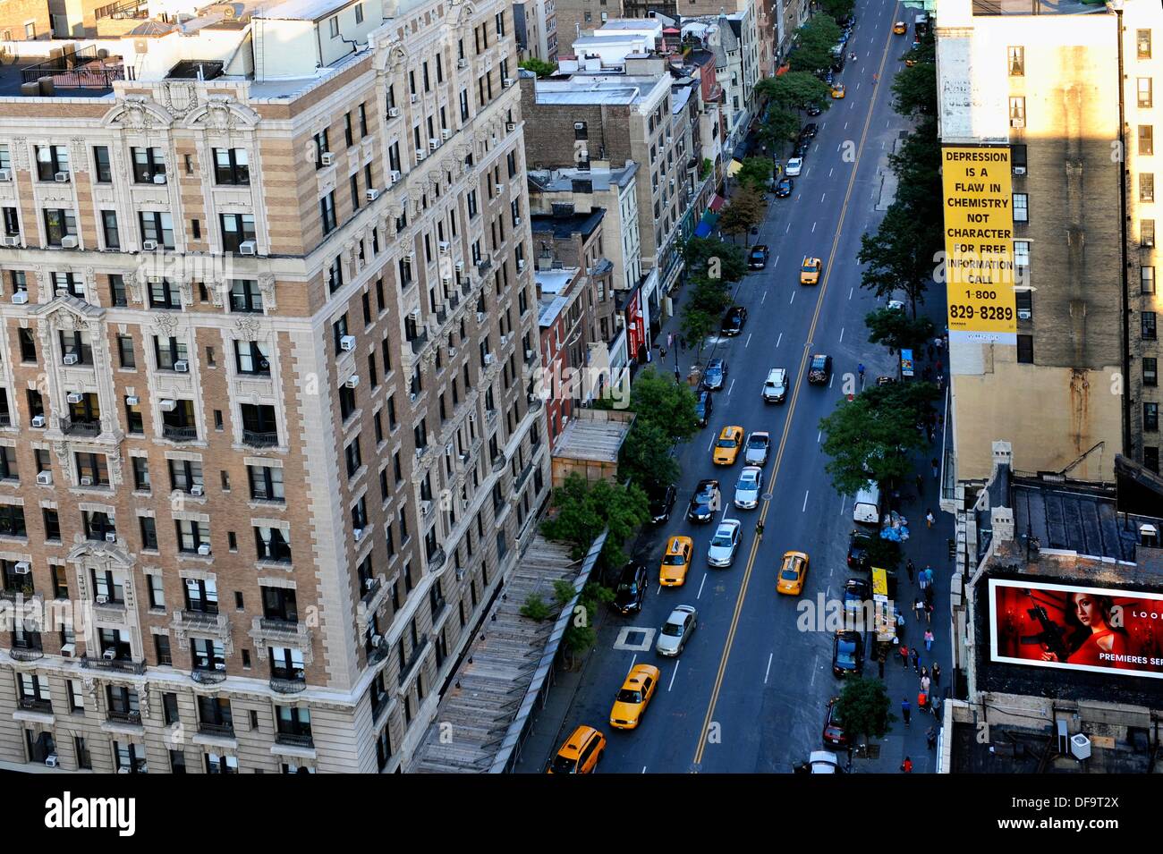 Upper west side 72nd street hi-res stock photography and images - Alamy