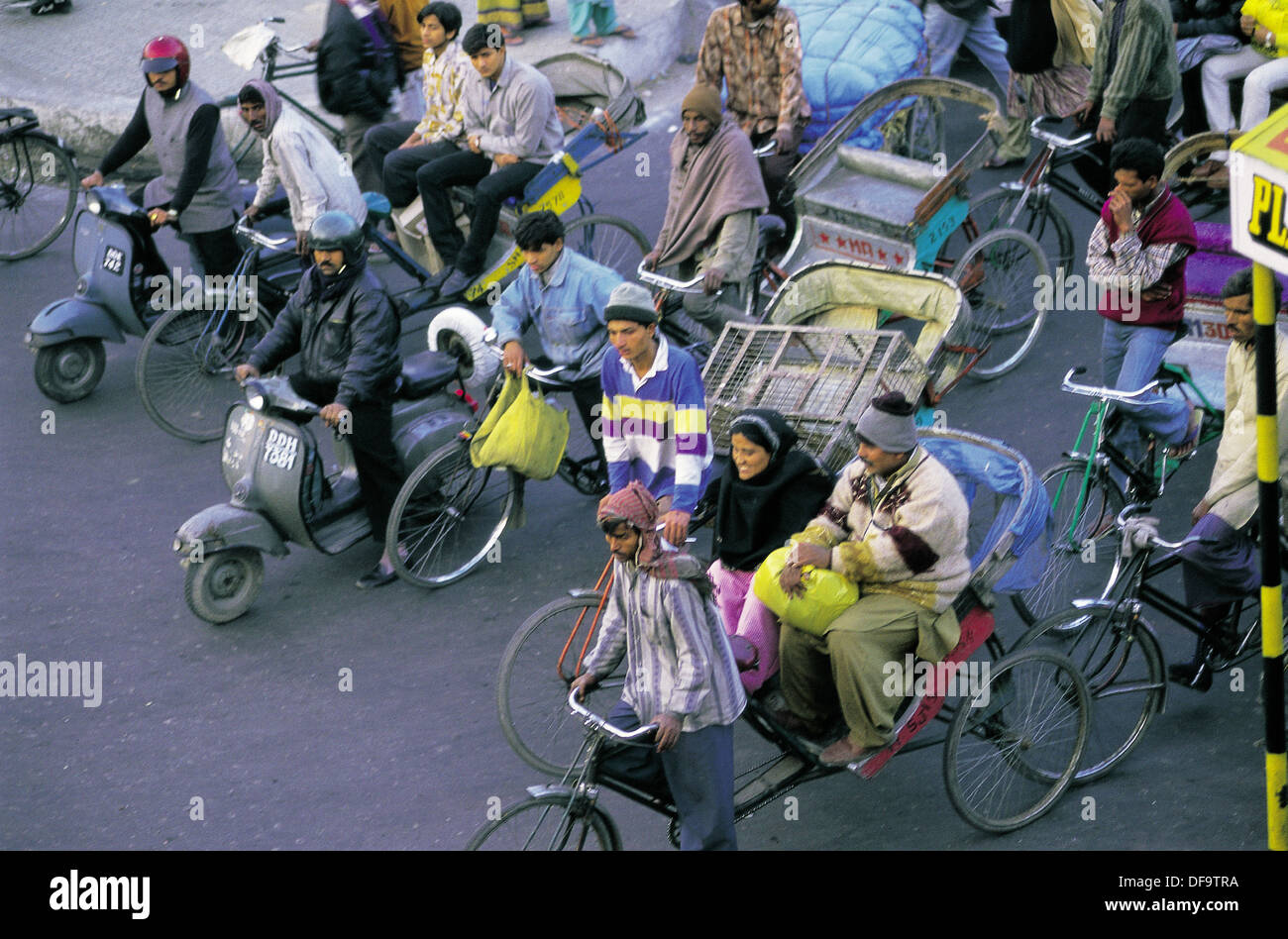 Traffic intersection, india hi-res stock photography and images - Alamy
