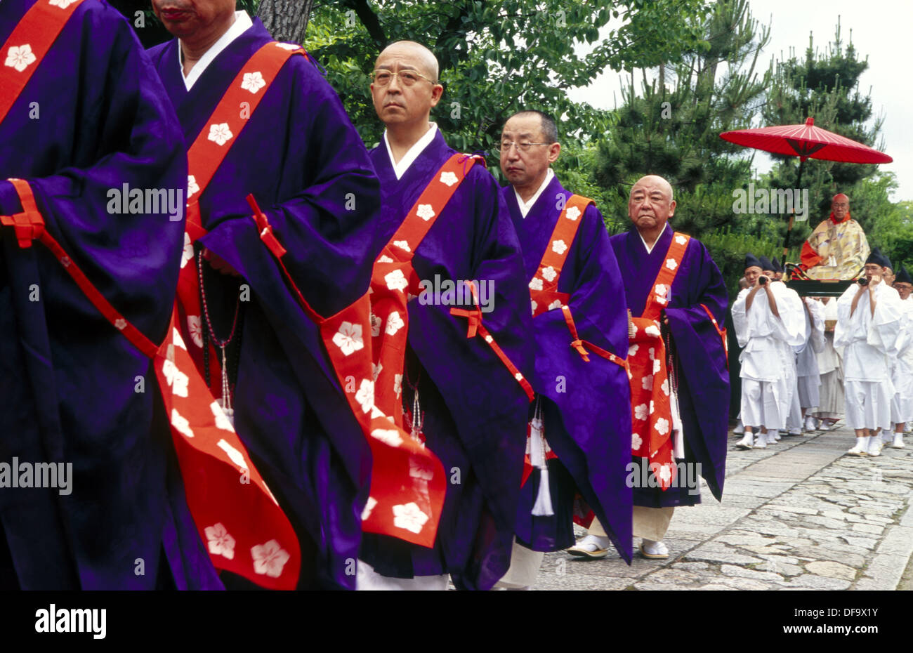 Mountain ascetic hi-res stock photography and images - Alamy