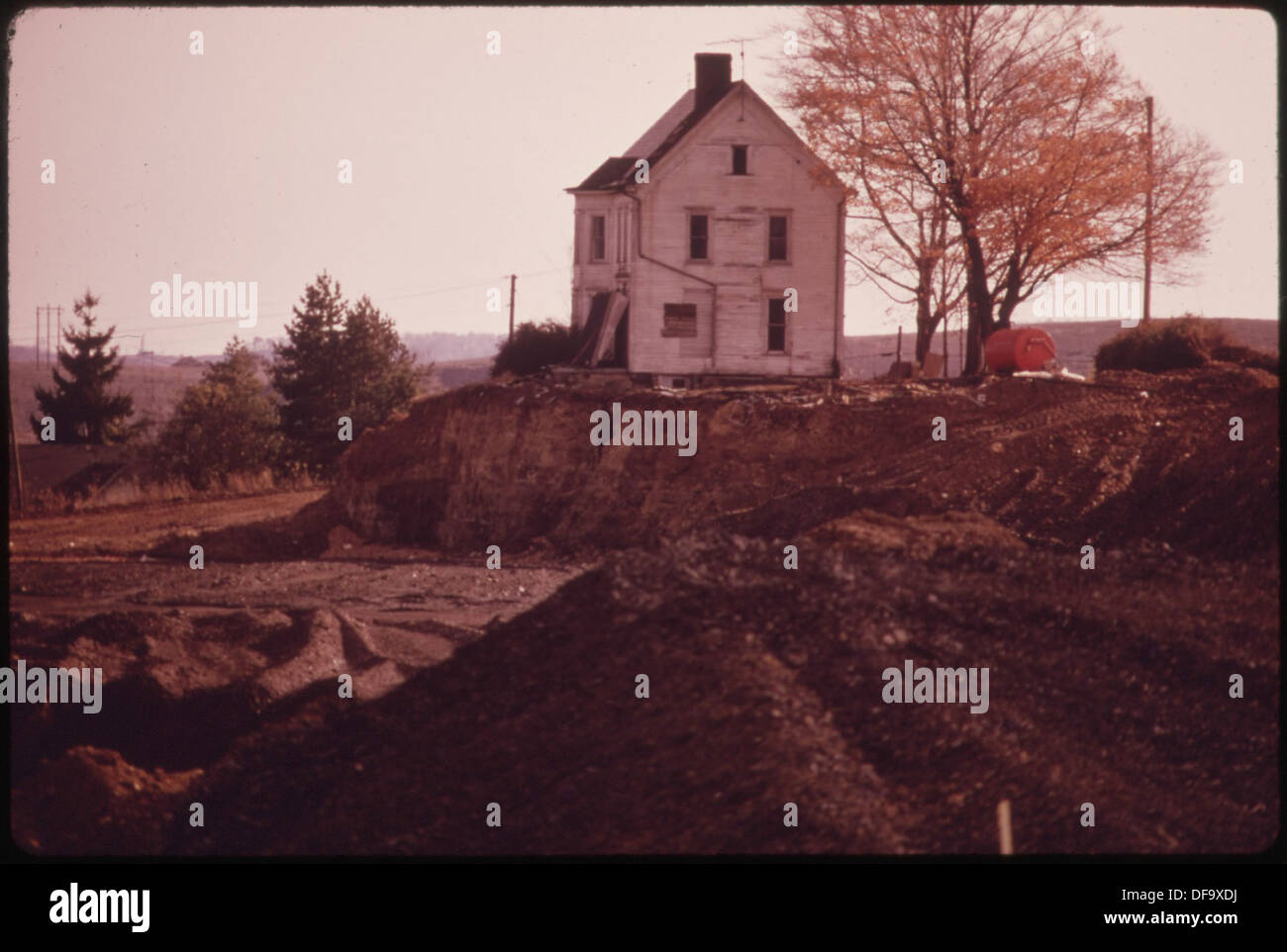 In a state of disrepair hi-res stock photography and images - Alamy