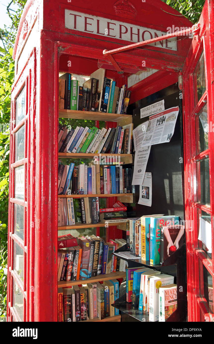 Telephone box library hi-res stock photography and images - Alamy