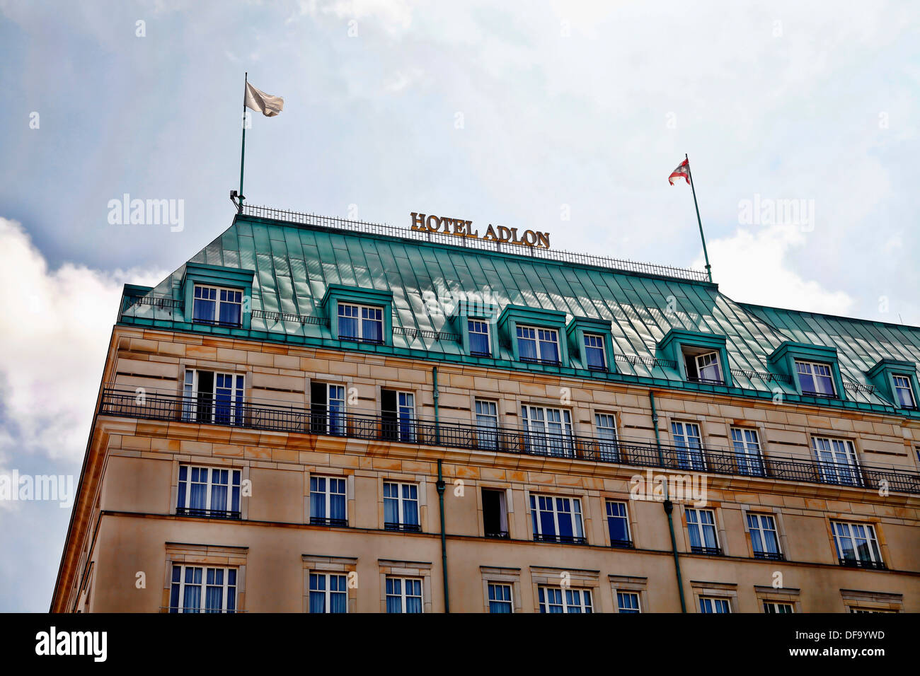 Hotel adlon and berlin hi-res stock photography and images - Alamy