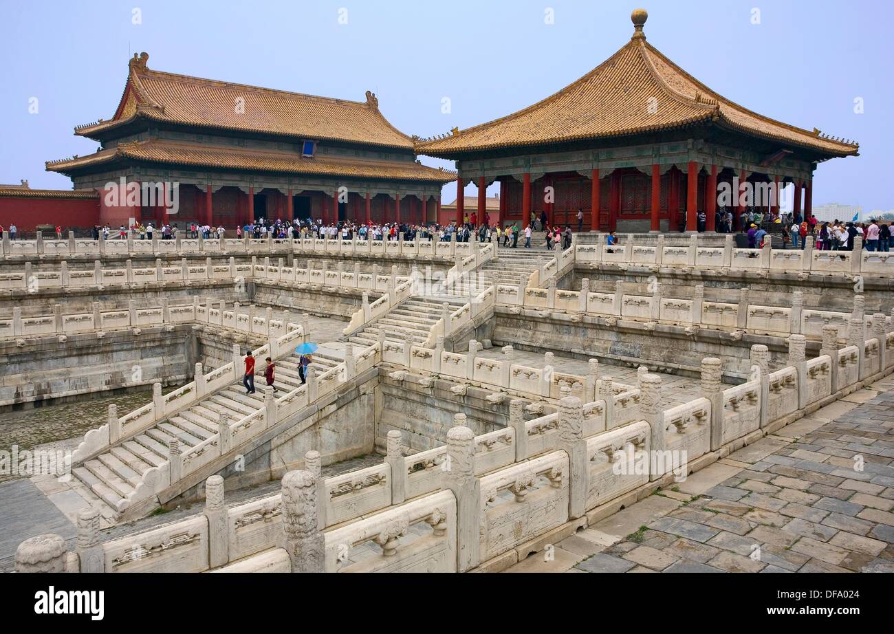 China, Beijing, Forbidden City: staircases and pavilions Stock Photo ...