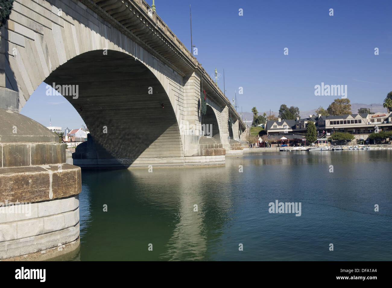 Robert mcculloch and london bridge hi-res stock photography and images ...