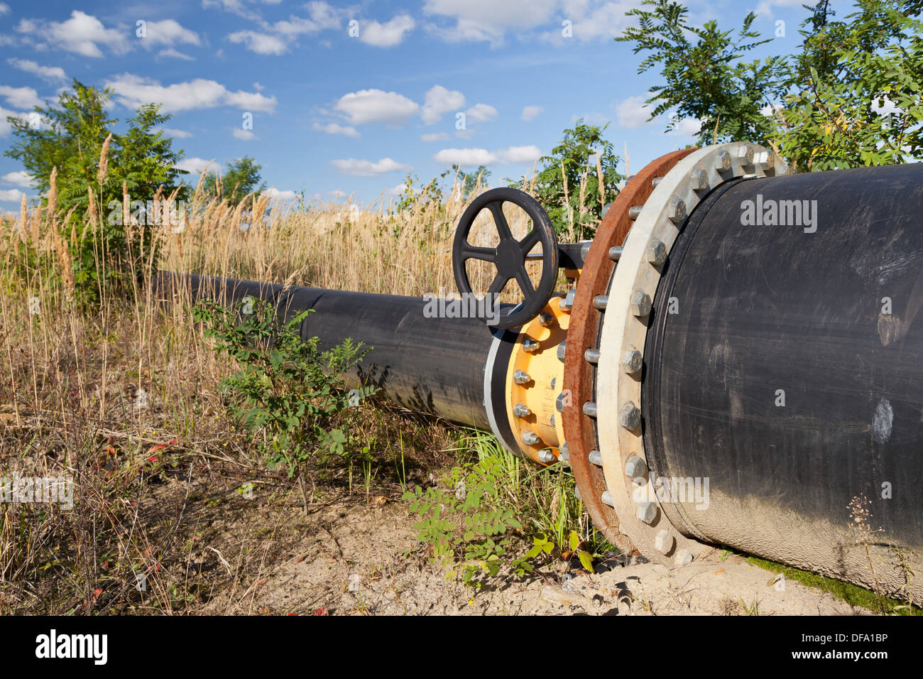 Water pipeline hi-res stock photography and images - Alamy