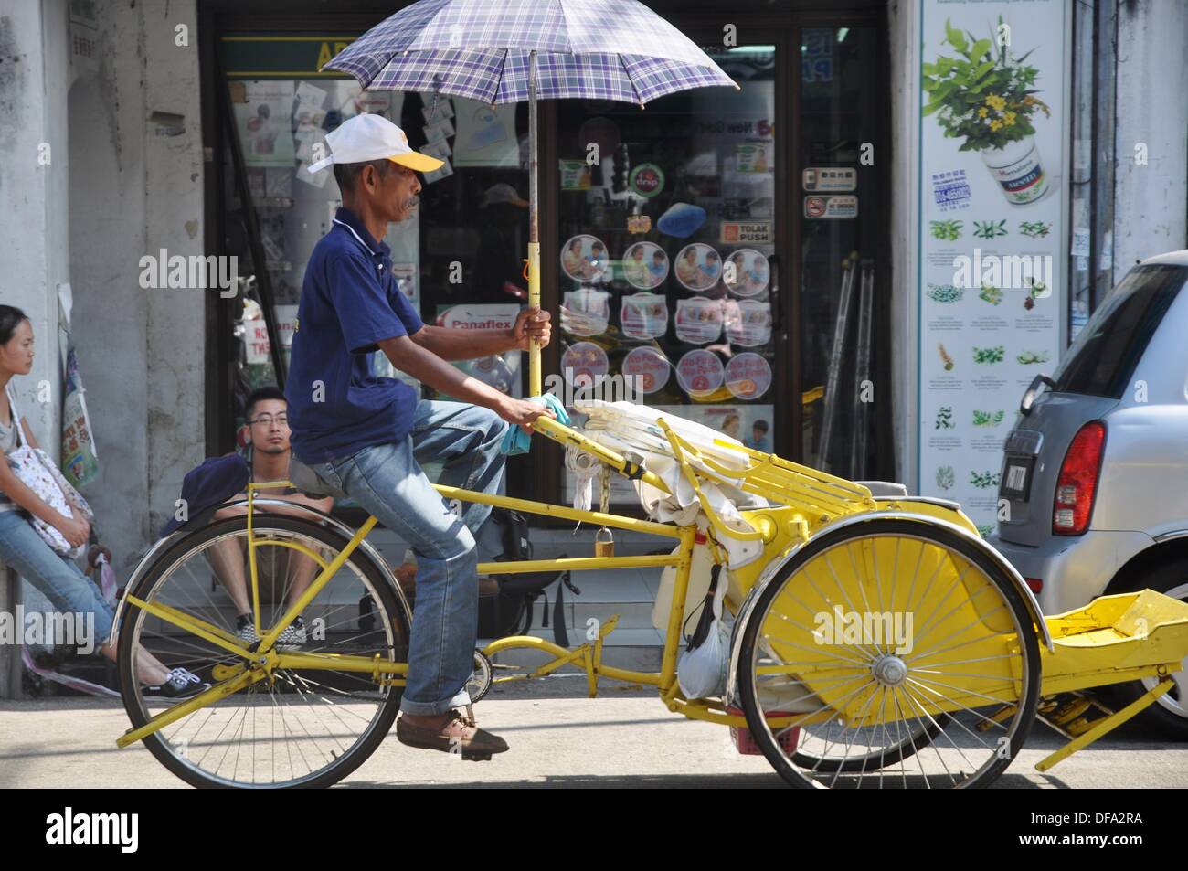George town penang malaysia lebuh hi-res stock photography and images ...