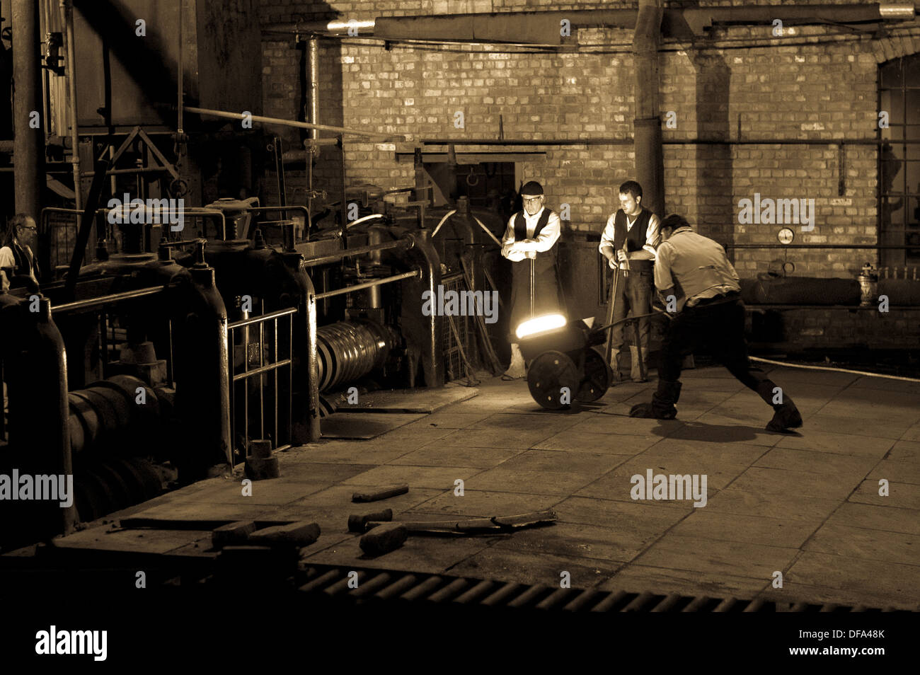 Iron Workers High Resolution Stock Photography and Images - Alamy