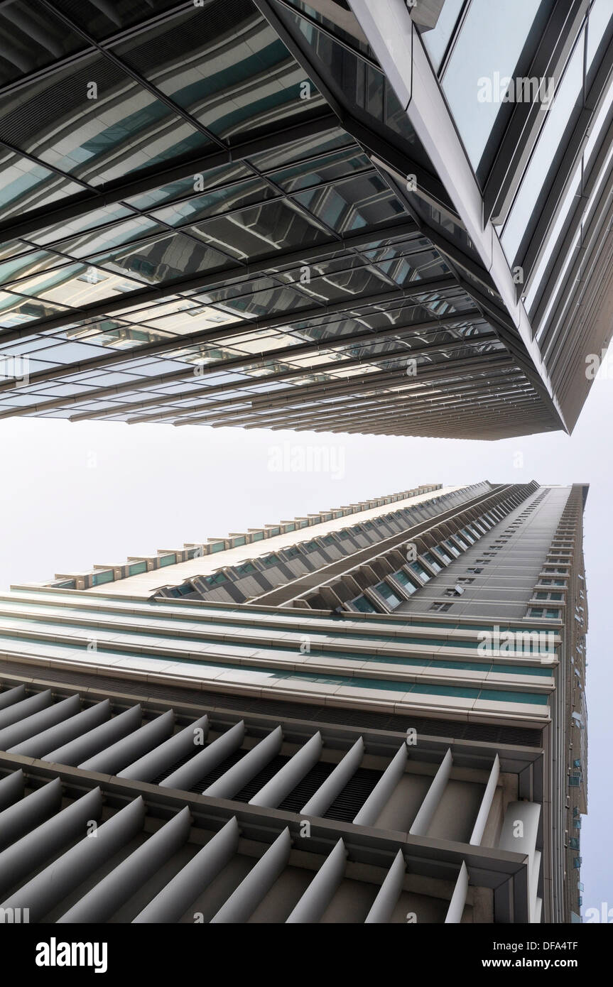 Skyscrapers by the mandarin macau hi-res stock photography and images ...
