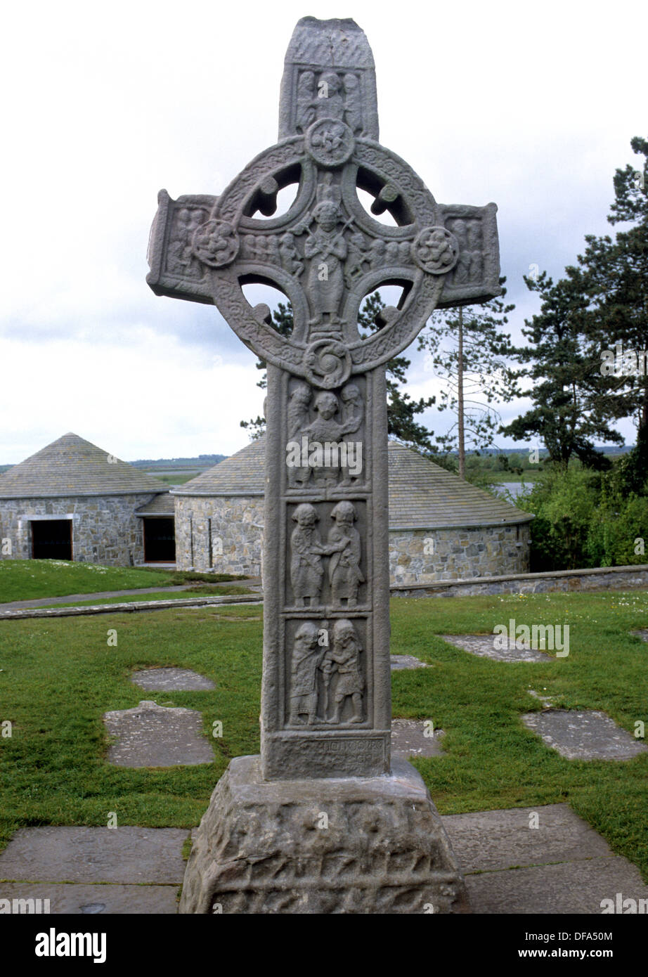Clonmacnoise high cross hi-res stock photography and images - Alamy