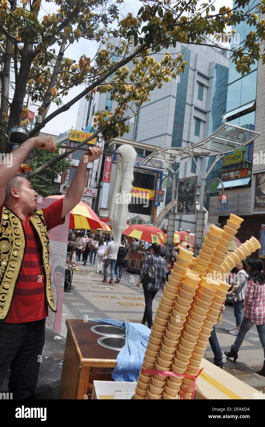 Turkish ice cream trick hi-res stock photography and images - Alamy