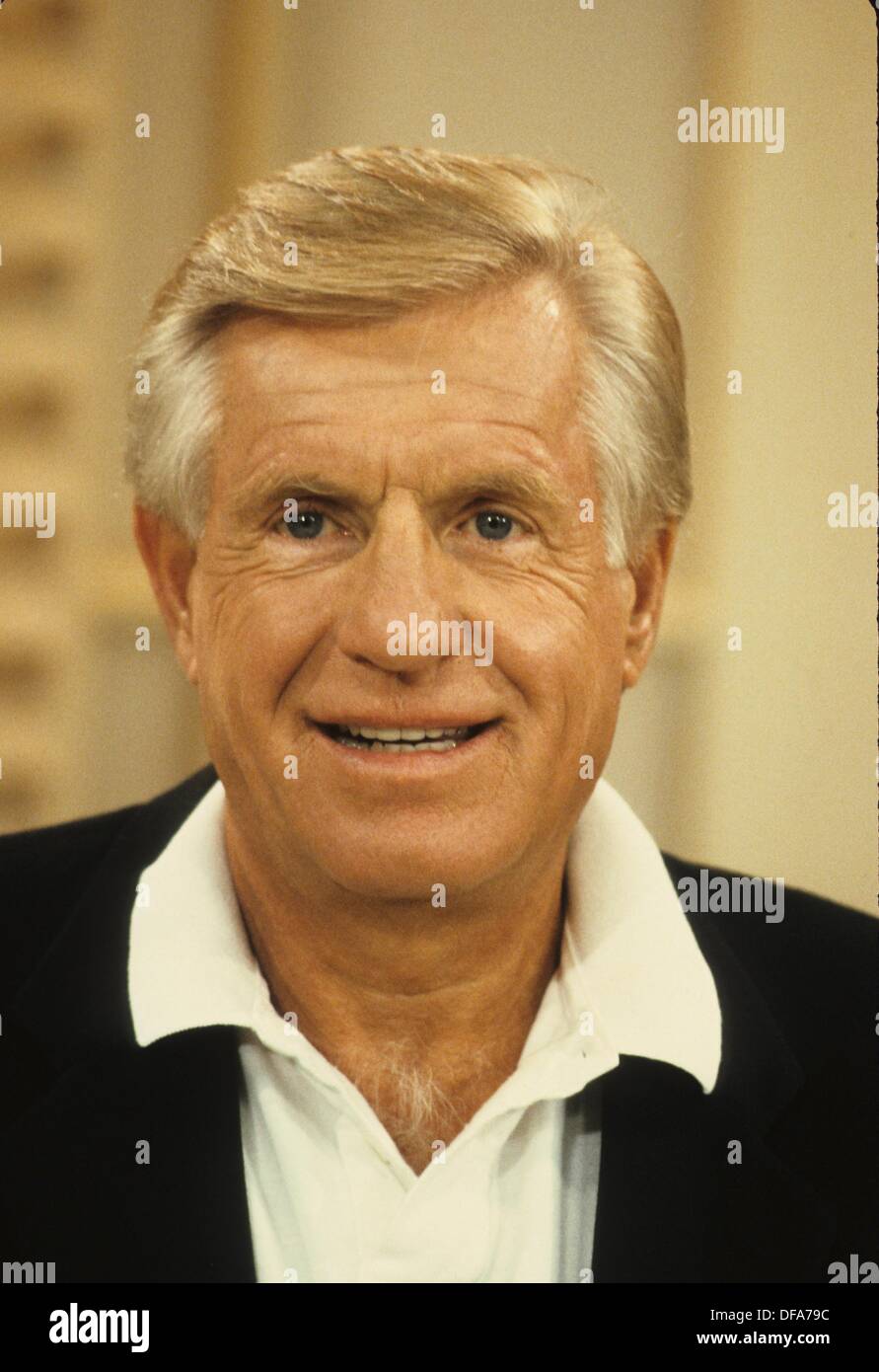 Jerry Van Dyke Hunting