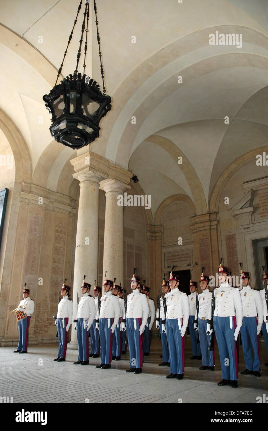 Italy military uniform hi-res stock photography and images - Alamy