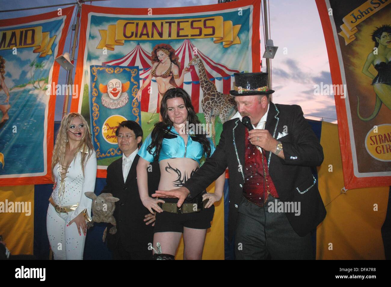 New York City Usa Burlesque High Resolution Stock Photography and ...