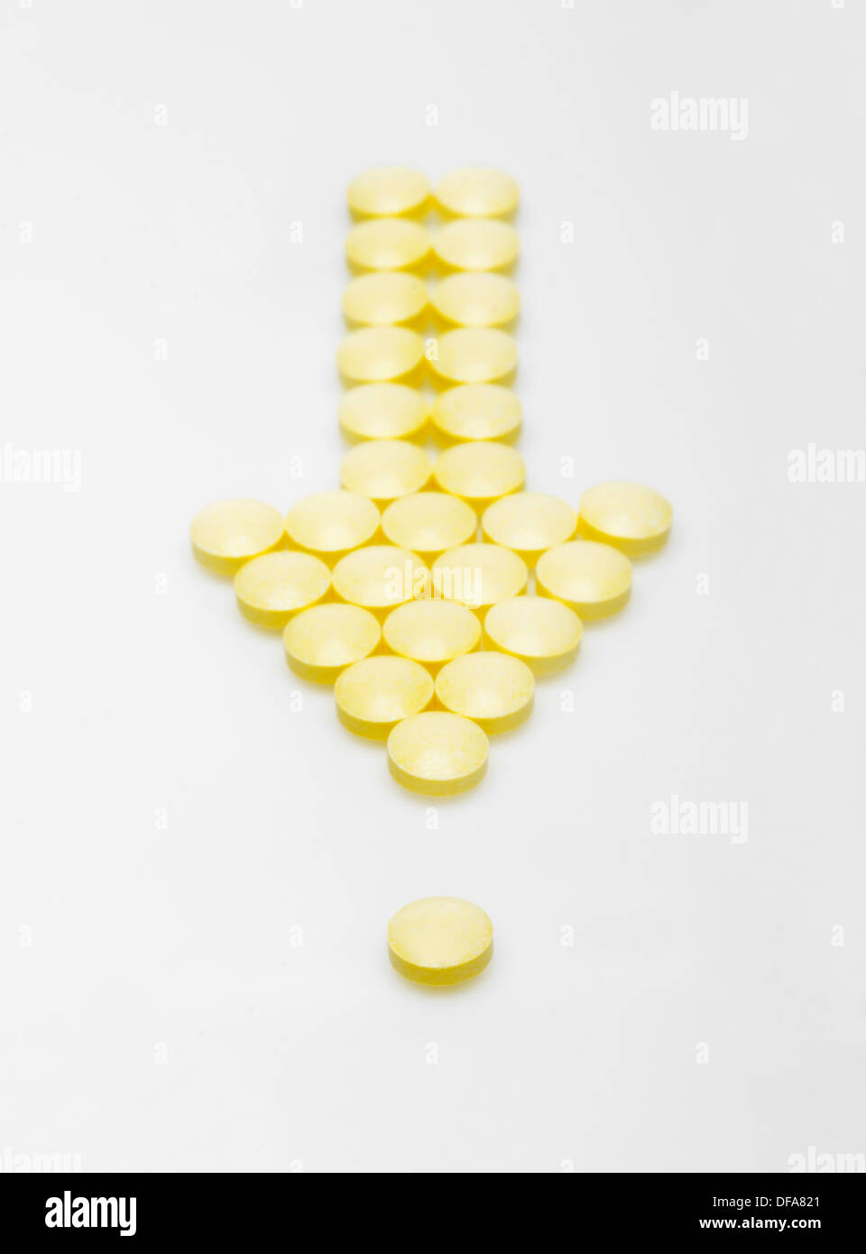 Vitamin pills arrow hi-res stock photography and images - Alamy