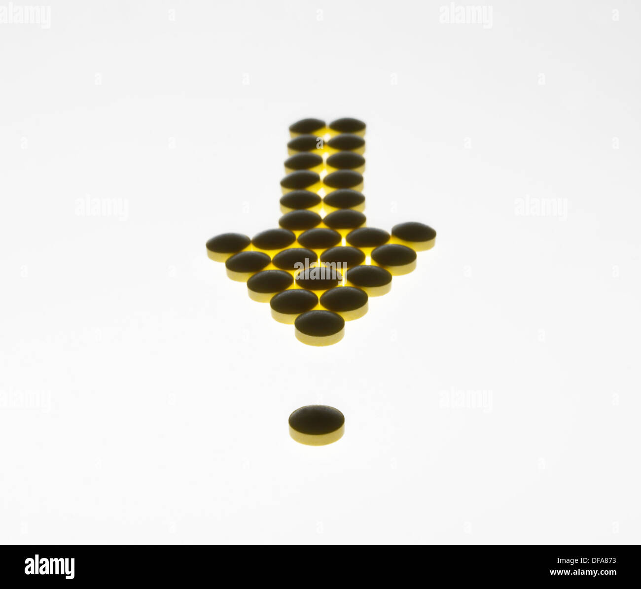 Vitamin pills arrow hi-res stock photography and images - Alamy