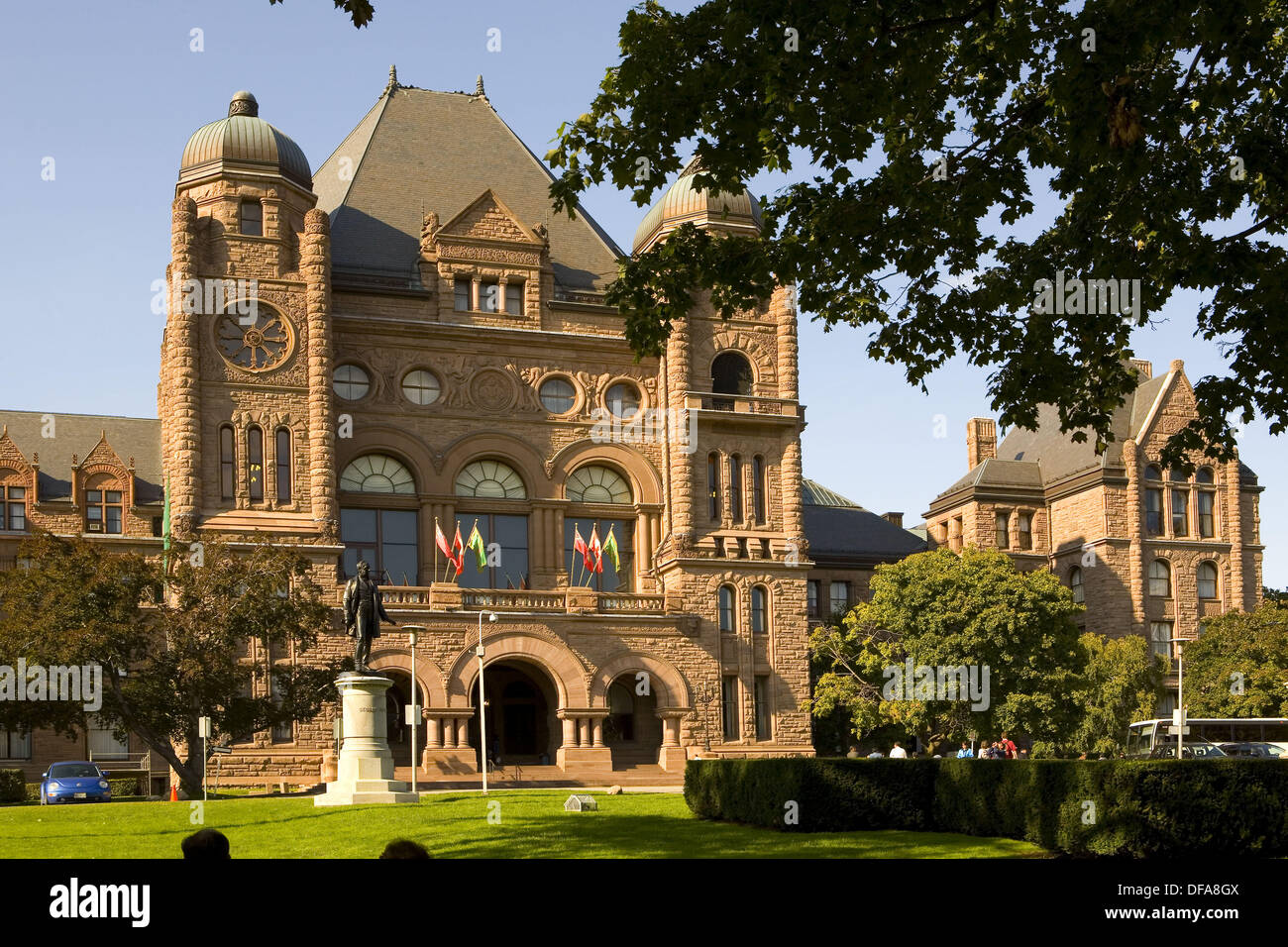 Ontario parliament building toronto hi-res stock photography and images ...
