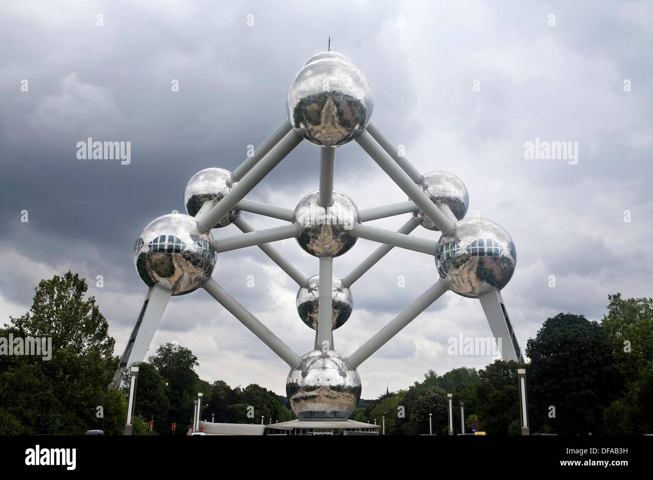 Built symbol hi-res stock photography and images - Alamy