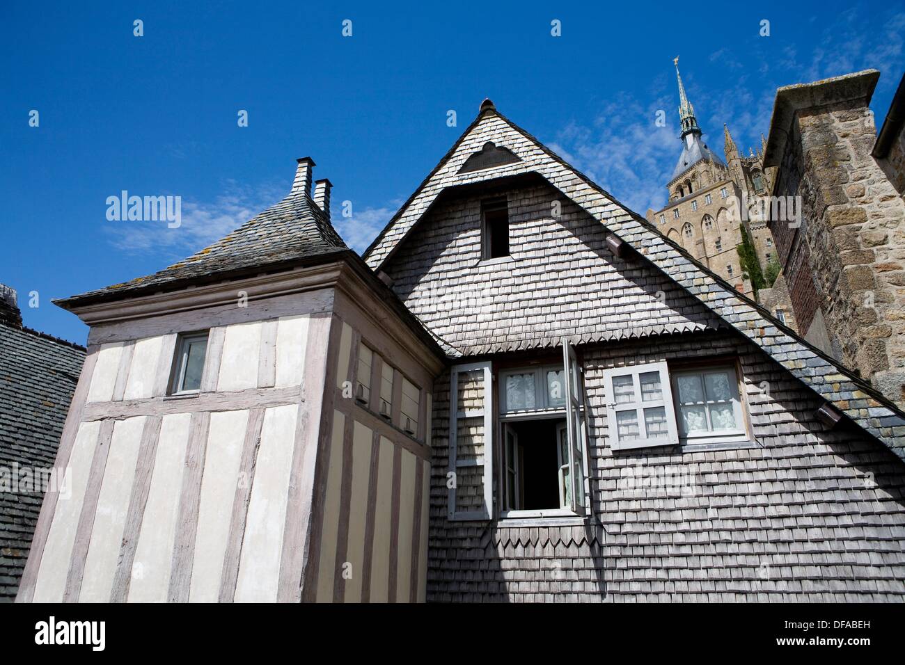 1400s normandy building church hi-res stock photography and images - Alamy