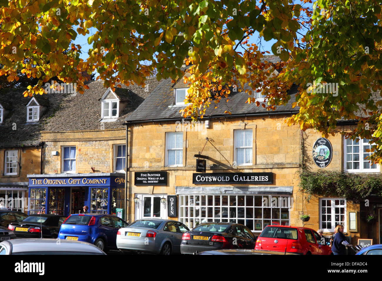 Coloured Shop Fronts High Resolution Stock Photography and Images - Alamy