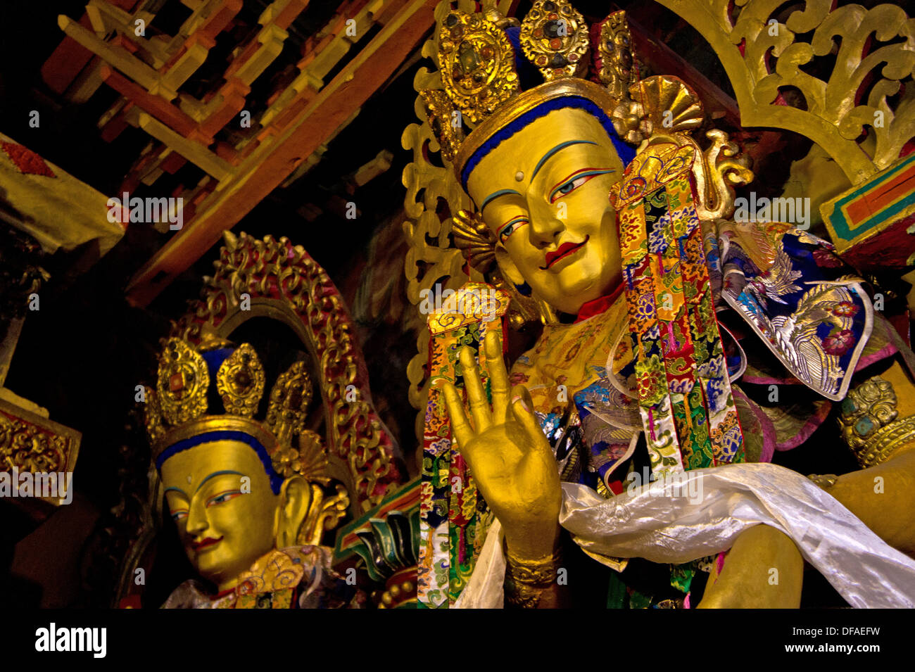 Buddha statue with "Gesture of Argument or debate", Mudra, Drepung ...