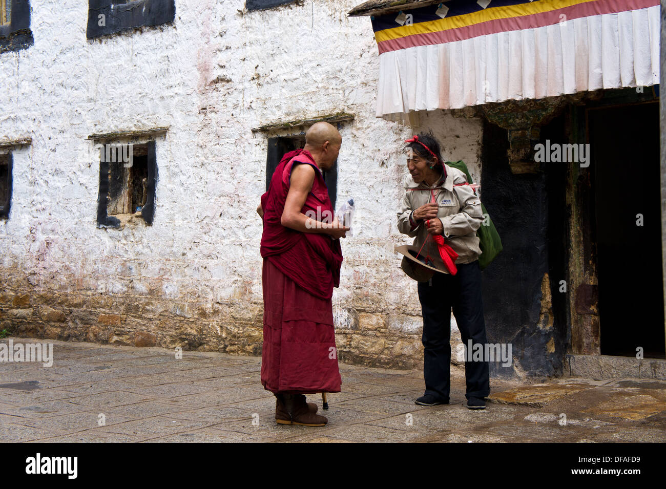 Buddhist monk drepung monastery lhasa hi-res stock photography and ...