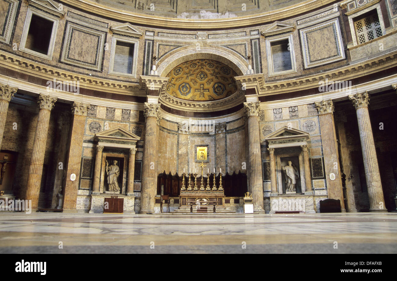 Hadrian pantheon hi-res stock photography and images - Alamy