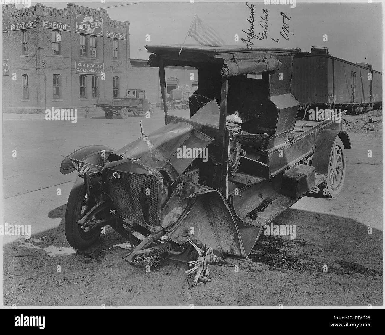 Wrecked truck hi-res stock photography and images - Alamy