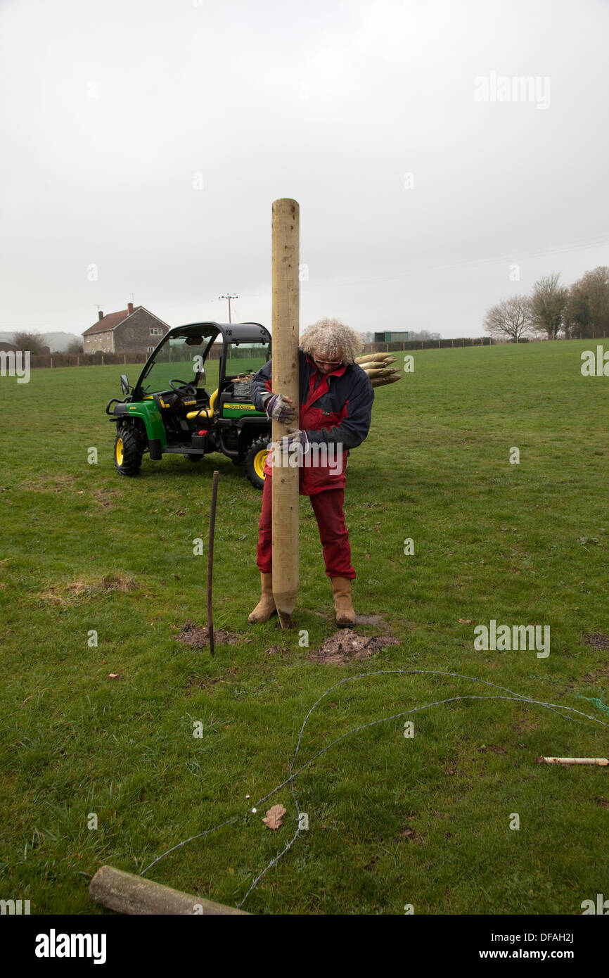 Driving Fence Posts High Resolution Stock Photography and Images - Alamy