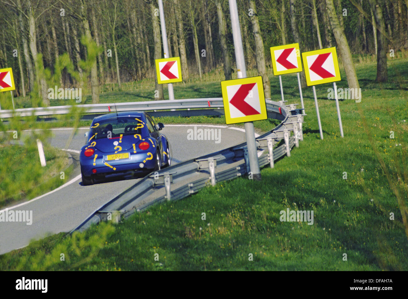 Car question mark hi-res stock photography and images - Alamy