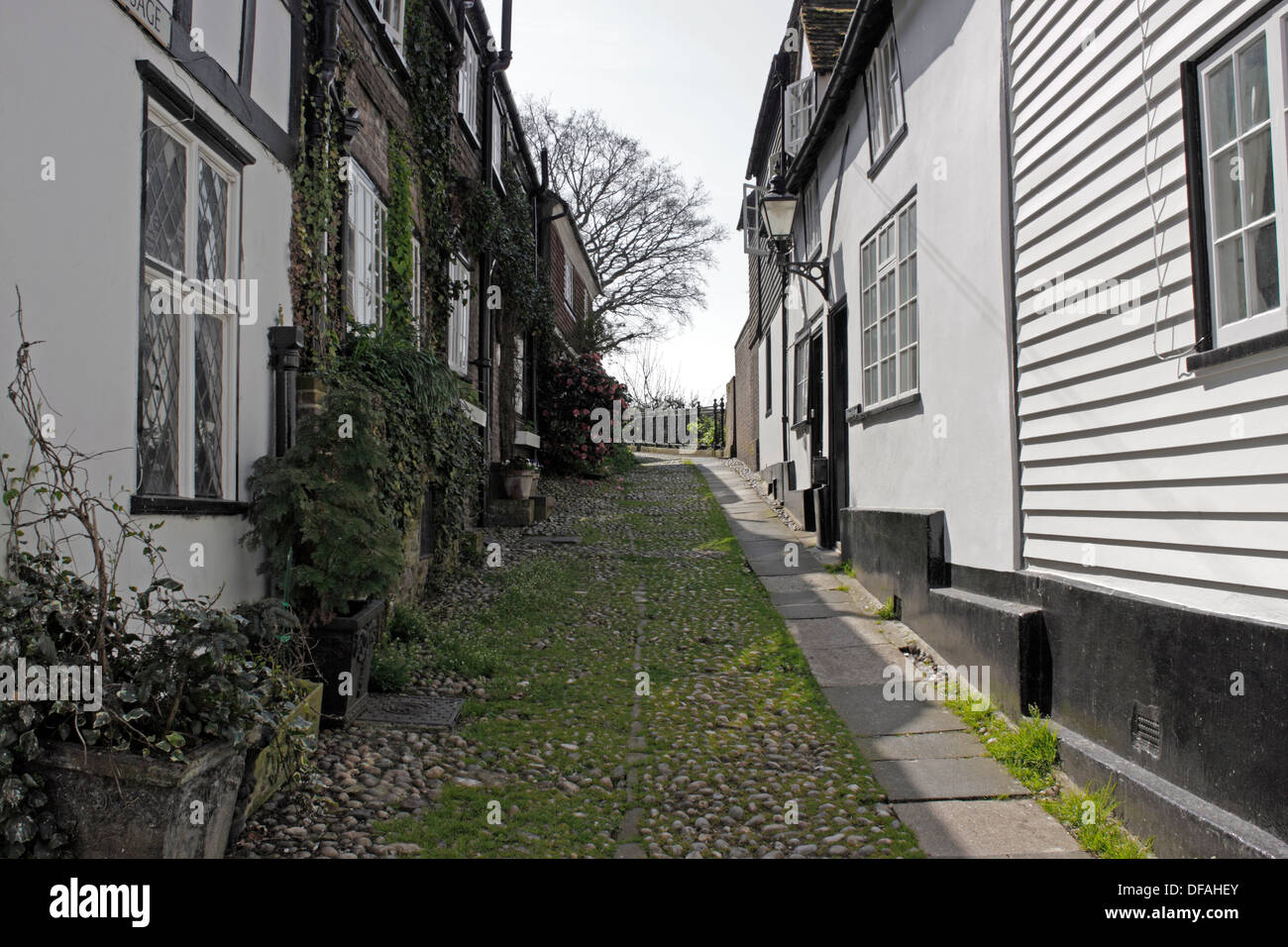 Cobbled passage hi-res stock photography and images - Alamy