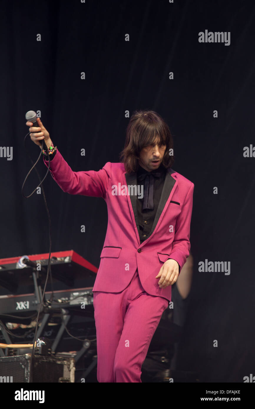 Bobby Gillespie and Primal Scream playing the Pyramid stage at the ...