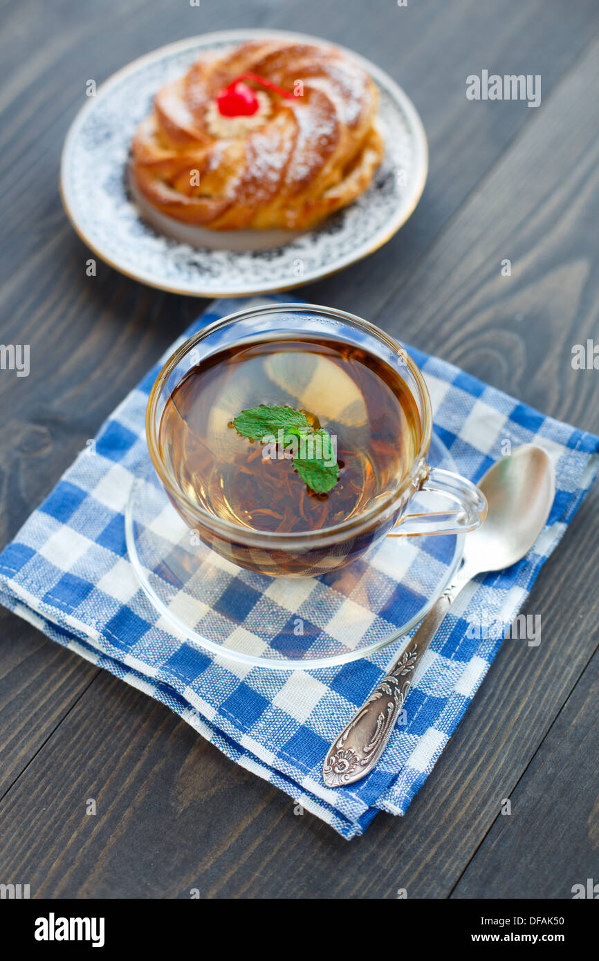Cup of tea and cake Stock Photo - Alamy