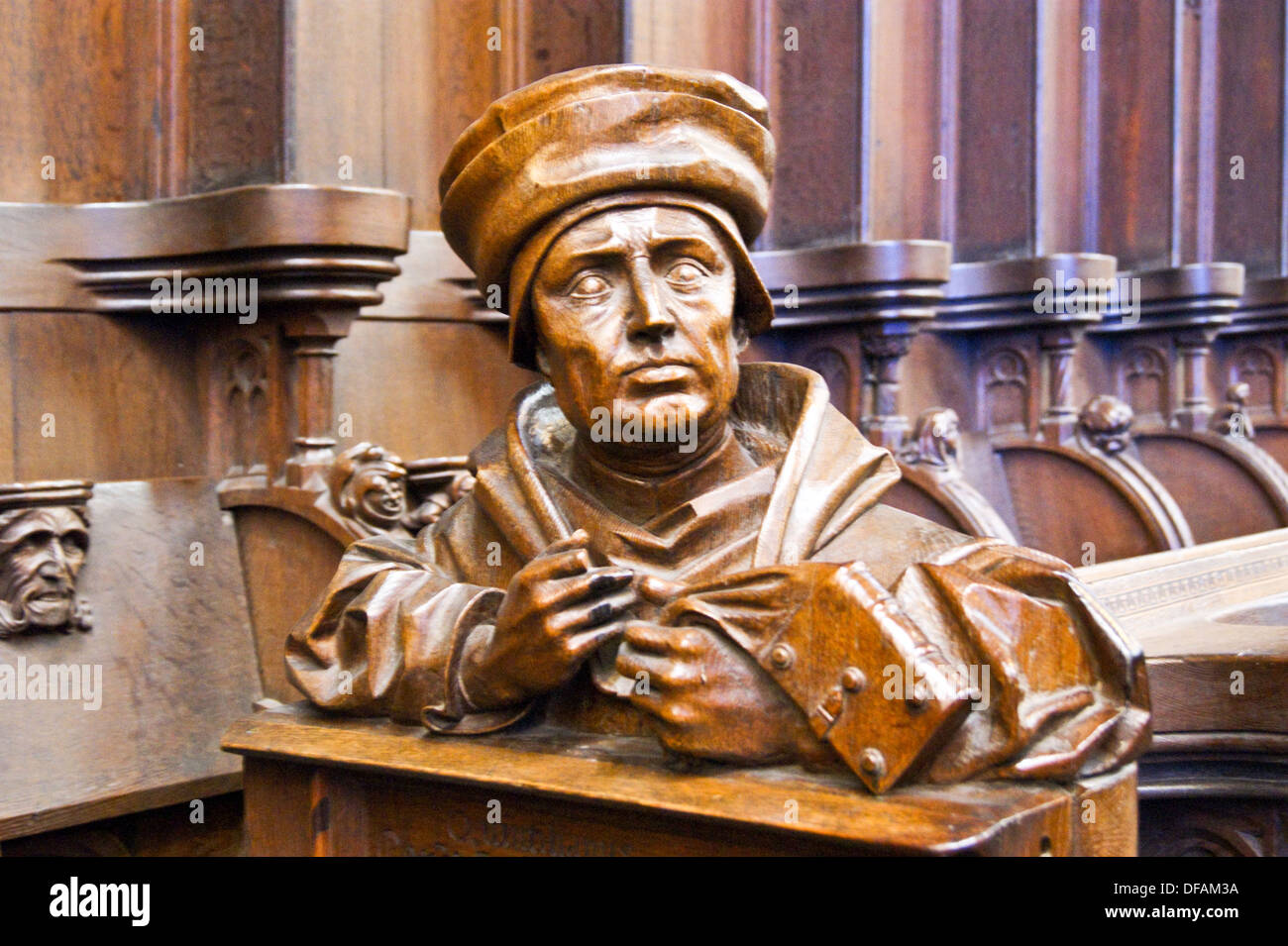 Carving oak hi-res stock photography and images - Alamy