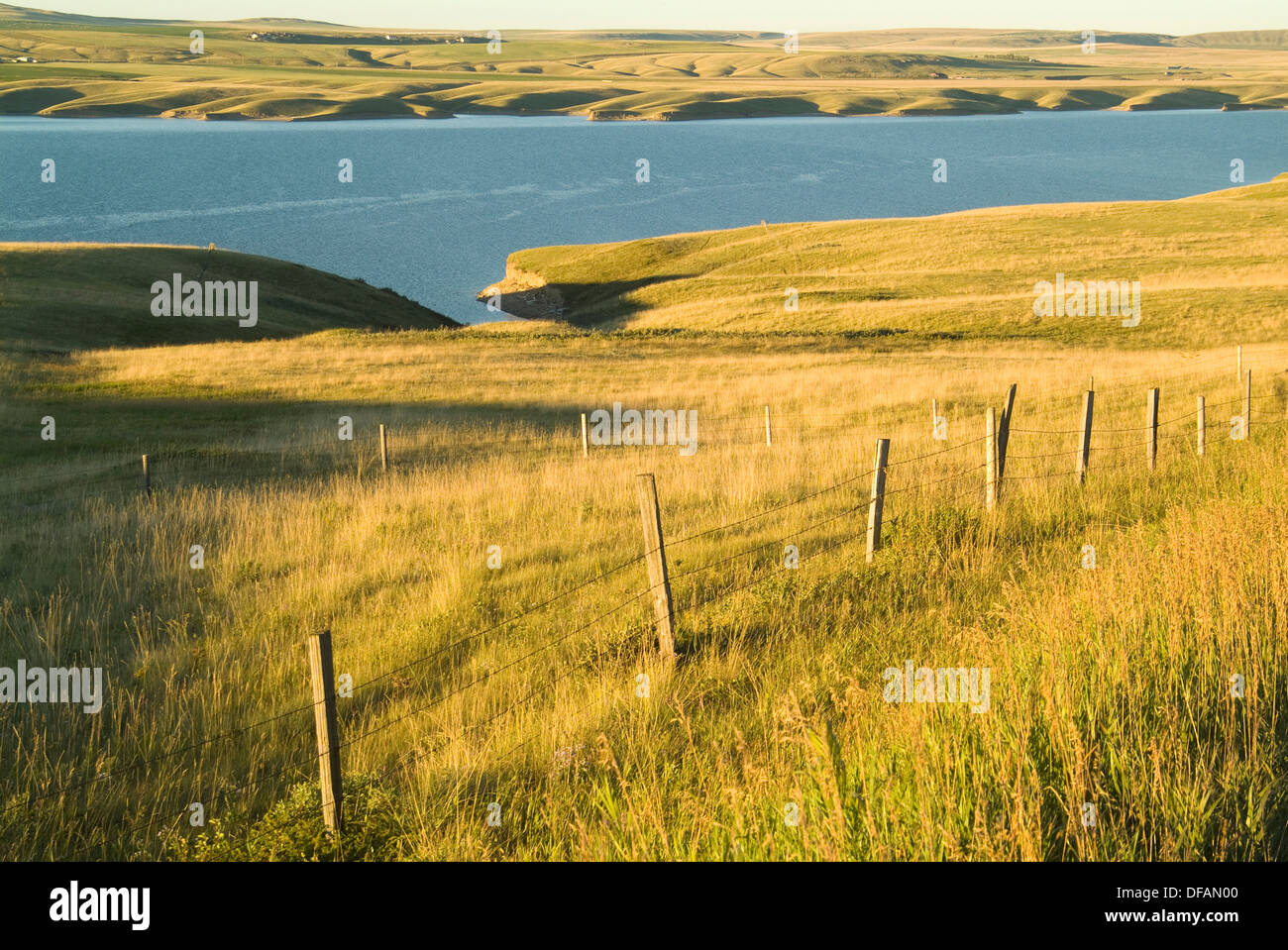 Old man dam alberta hi-res stock photography and images - Alamy
